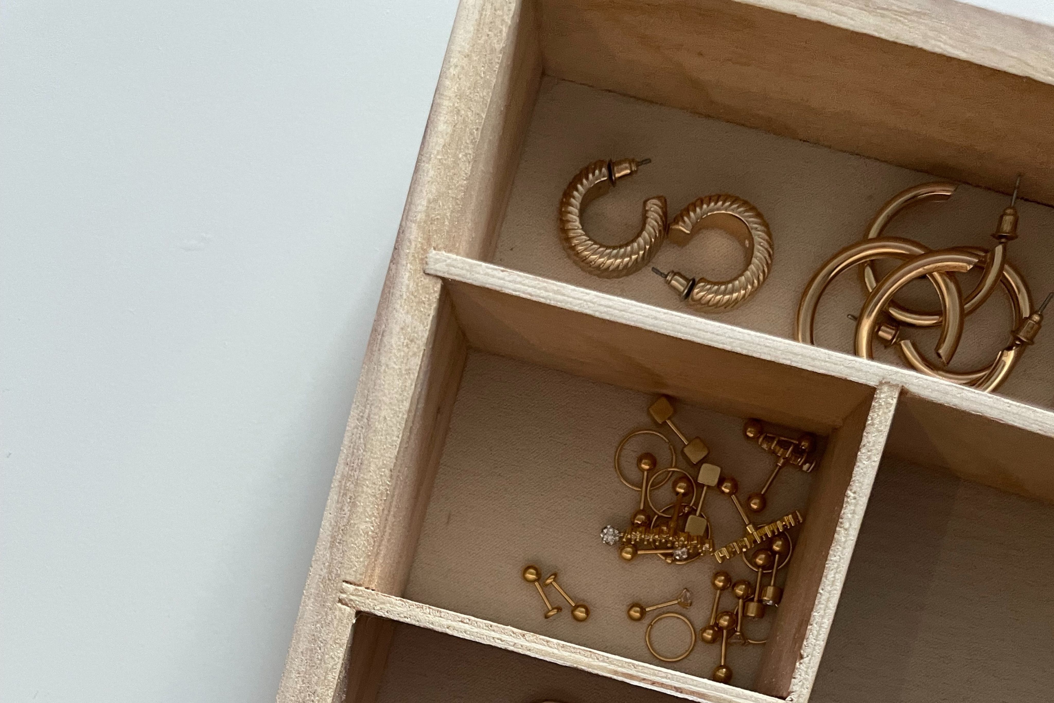 The Art of Layering Jewelry - Jewelry